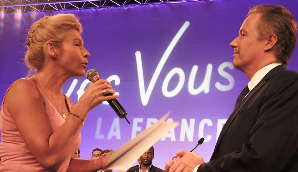 Frigide Barjot au Congrès de Debout la République | L'AVenir de la Vie ...